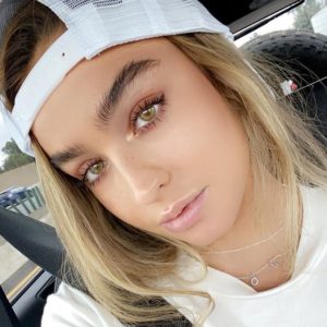 Sommer Ray Wiki, Bio, Net Worth, Height, Age, Measurements, Boyfriend ...